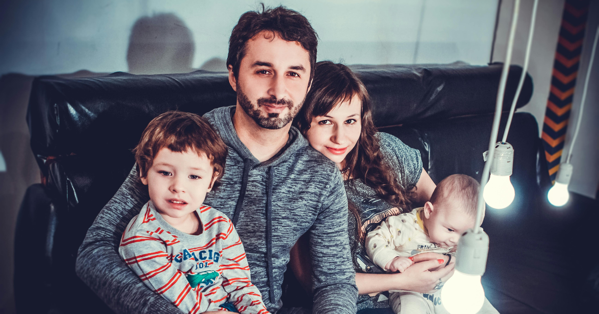 Assimilation vs Accommodation - Piaget's Cognitive Growth